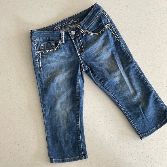 Miss Chic | Jeans | Miss Chic Jeans Denim Capri Shorts Bling Pocket ...